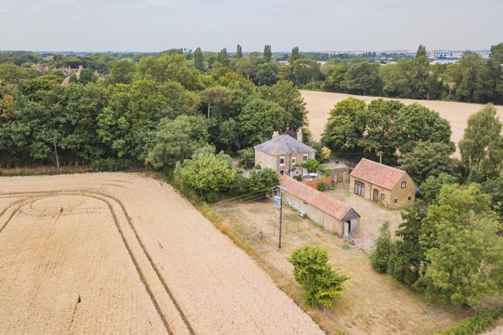 Poplar Farm House, Kent (updated prices 2025)