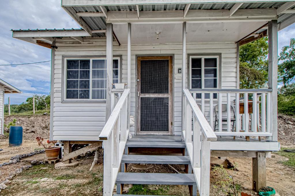 Gavra Cabana at Bella Vue Estate, Georgeville (updated prices 2026)