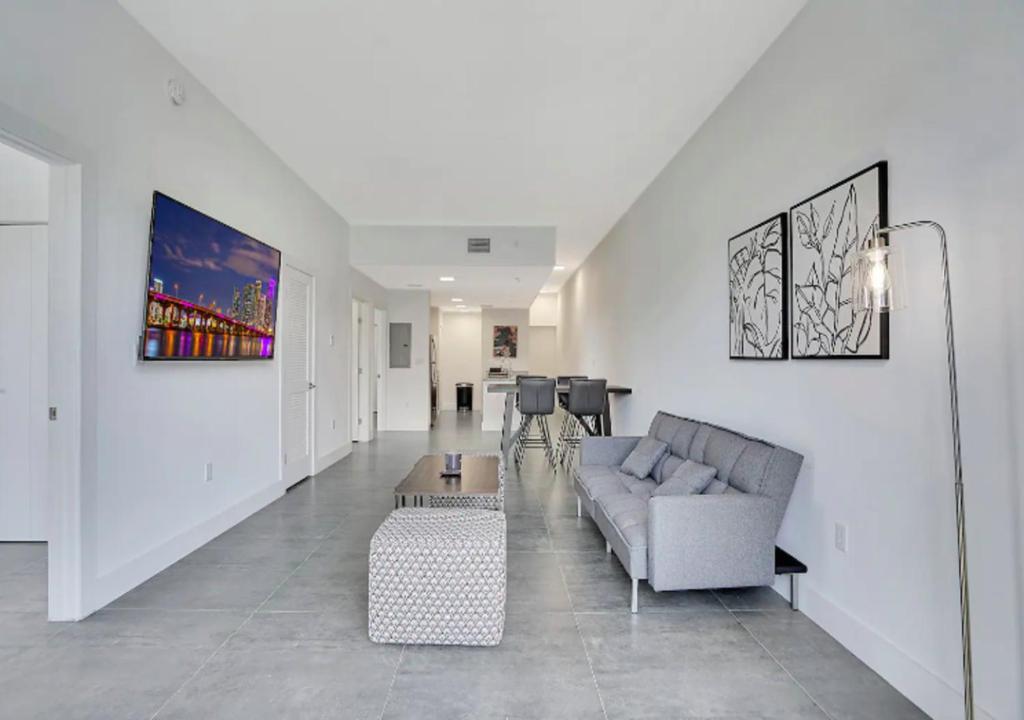 Bright 2BD 2BA With Terrace, Miami (updated prices 2024)