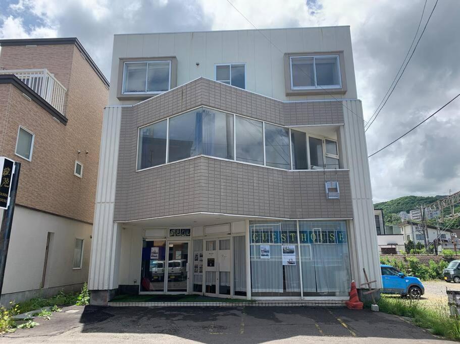 Zenibako House 2f, Otaru (updated prices 2025)
