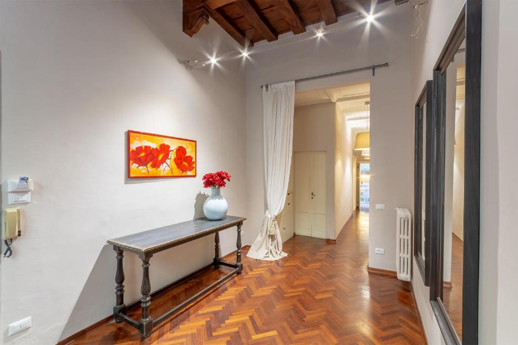 Condotta 10, Florence (updated prices 2025)