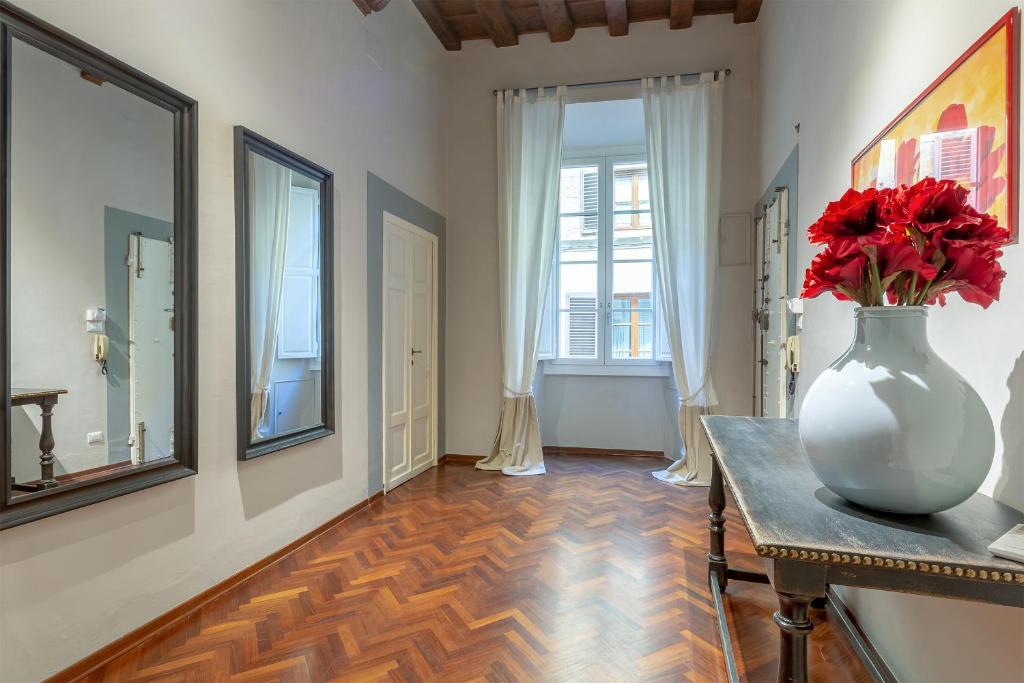 Condotta 10, Florence (updated prices 2024)