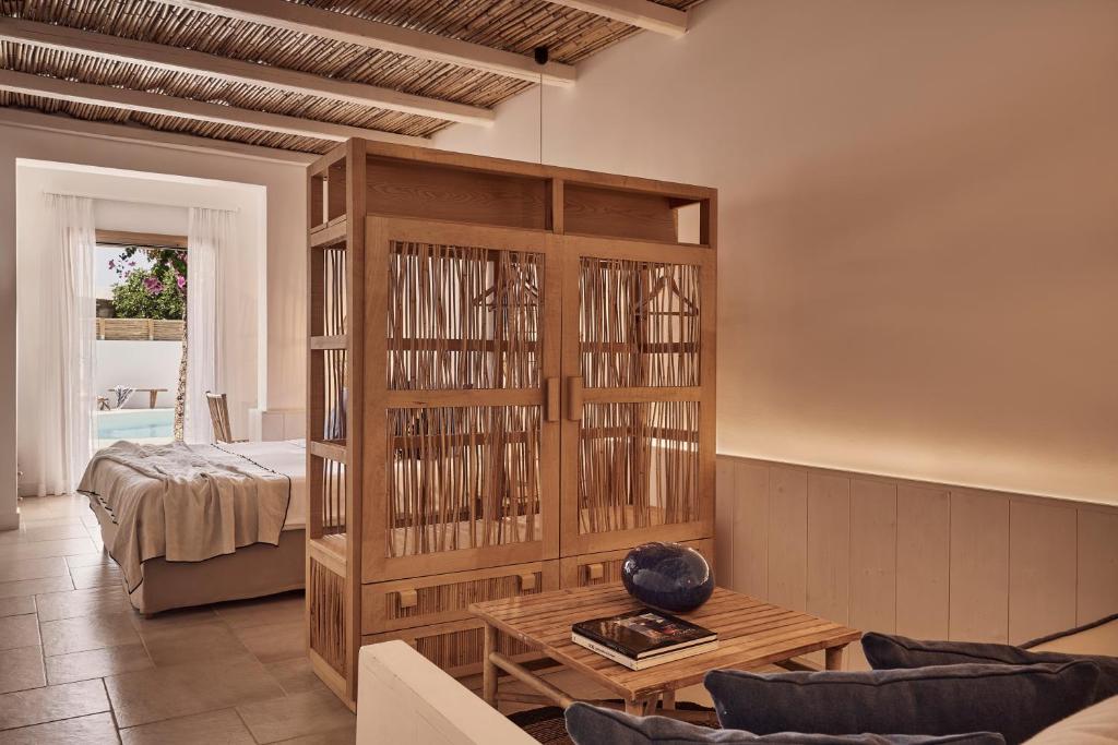 Dionysos Seaside Resort Ios, Mylopotas (updated prices 2025)