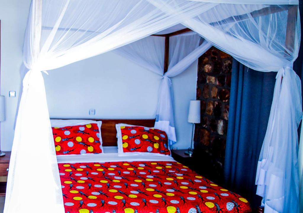 Room in BB - Kay Sun Hotel which offerfferent service ab, Buhongo ...