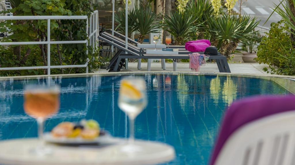Hotel Komodor, Dubrovnik (updated prices 2025)