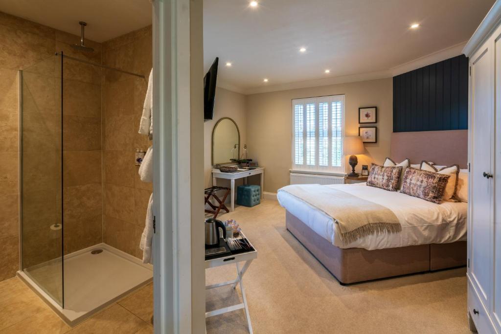 The Rising Sun, Backwell (updated prices 2026)