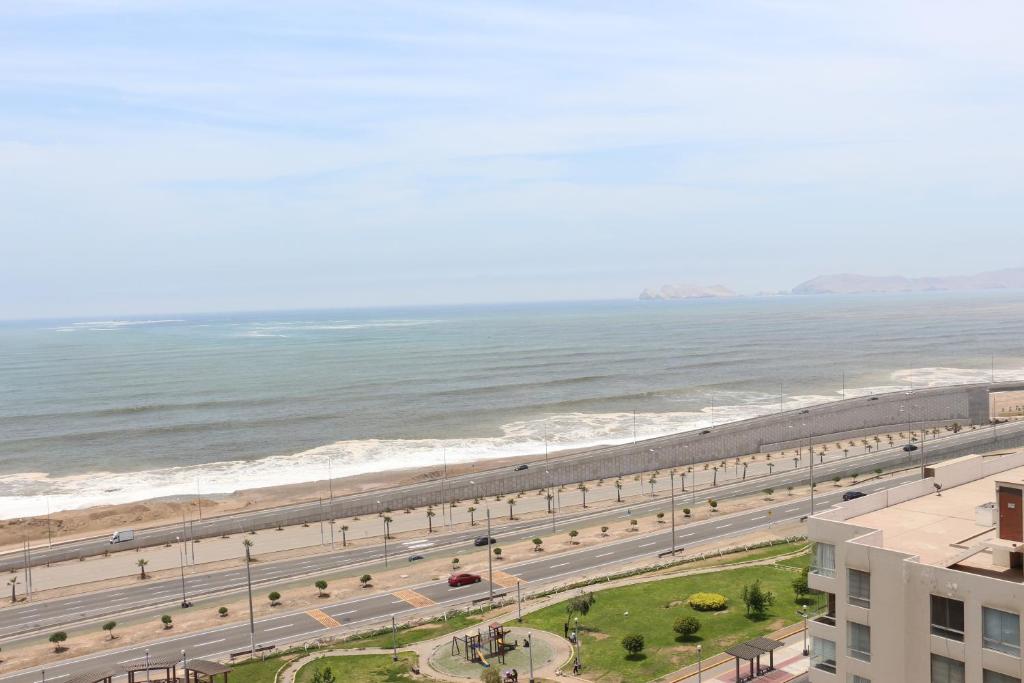 Espectacular vista al mar! WIFI, Lima (updated prices 2024)