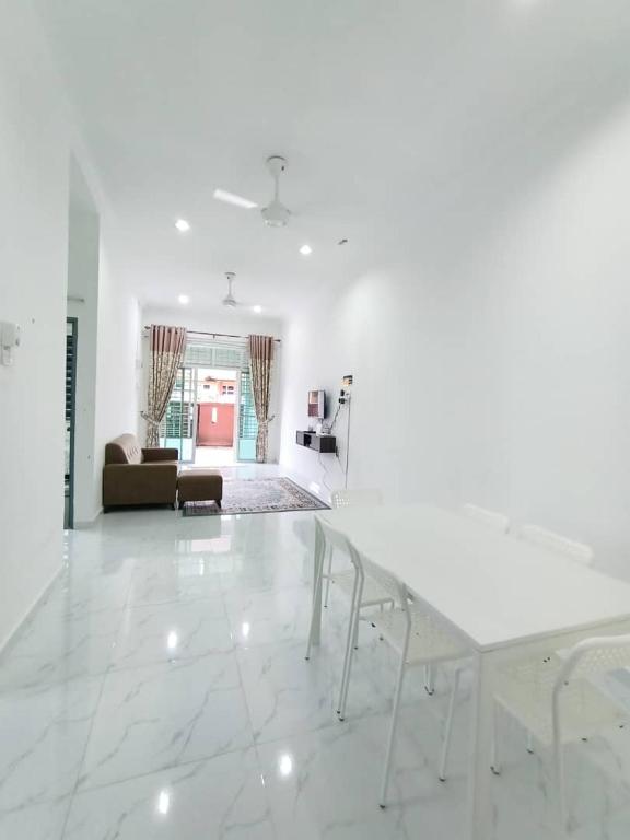 Homestay Kemaman Fyna02 di Bukit Kuang, Kampong Kemaman (updated prices ...