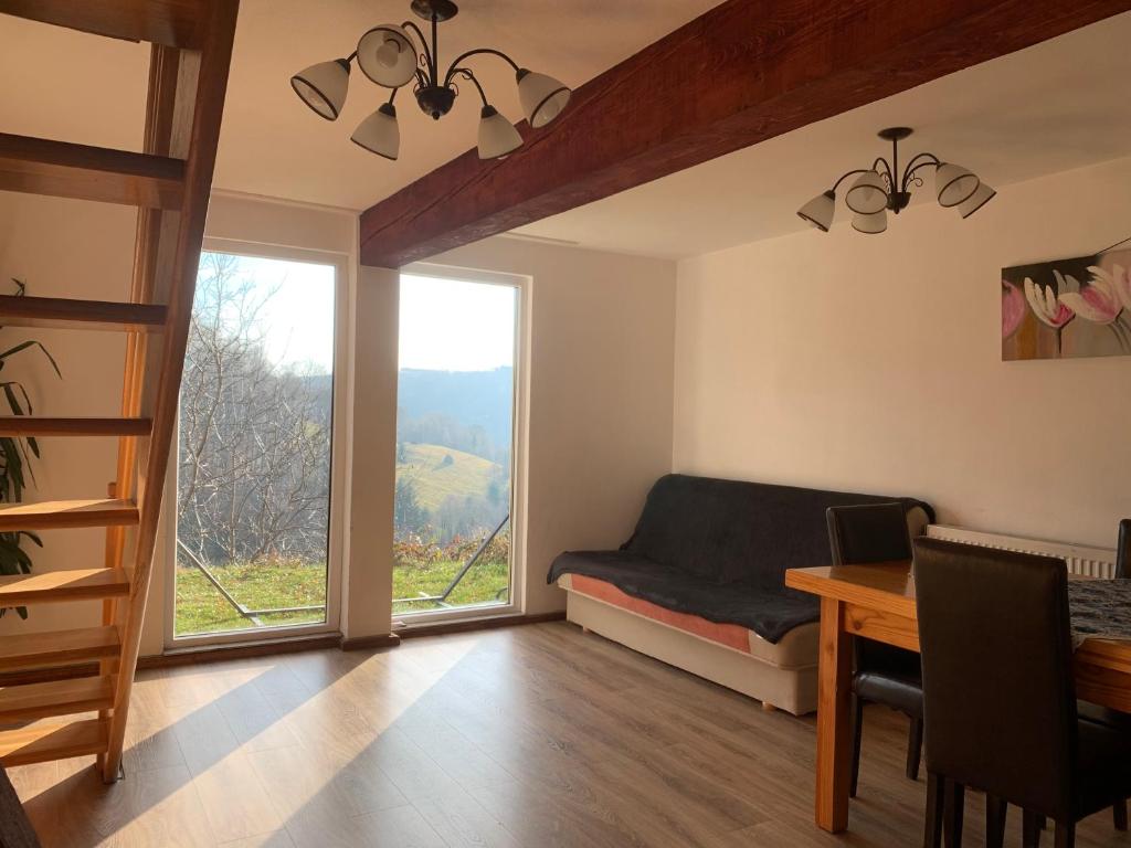 Cabana 7 Brazi in Poiana Marului