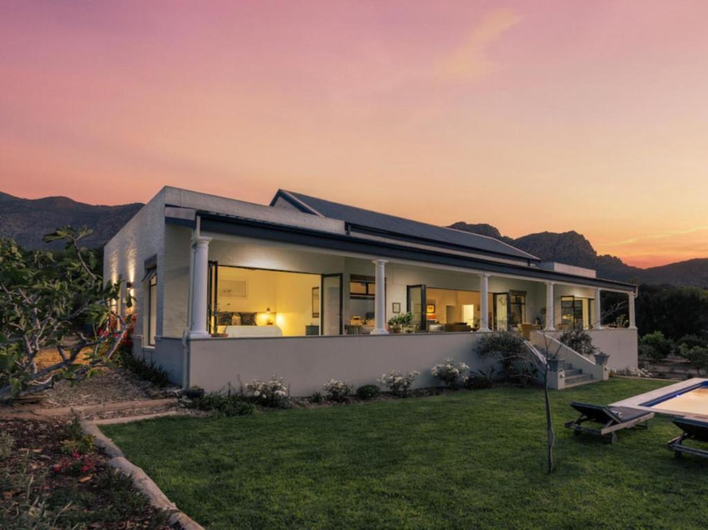 Magnifik Montagu, Montagu (updated prices 2025)