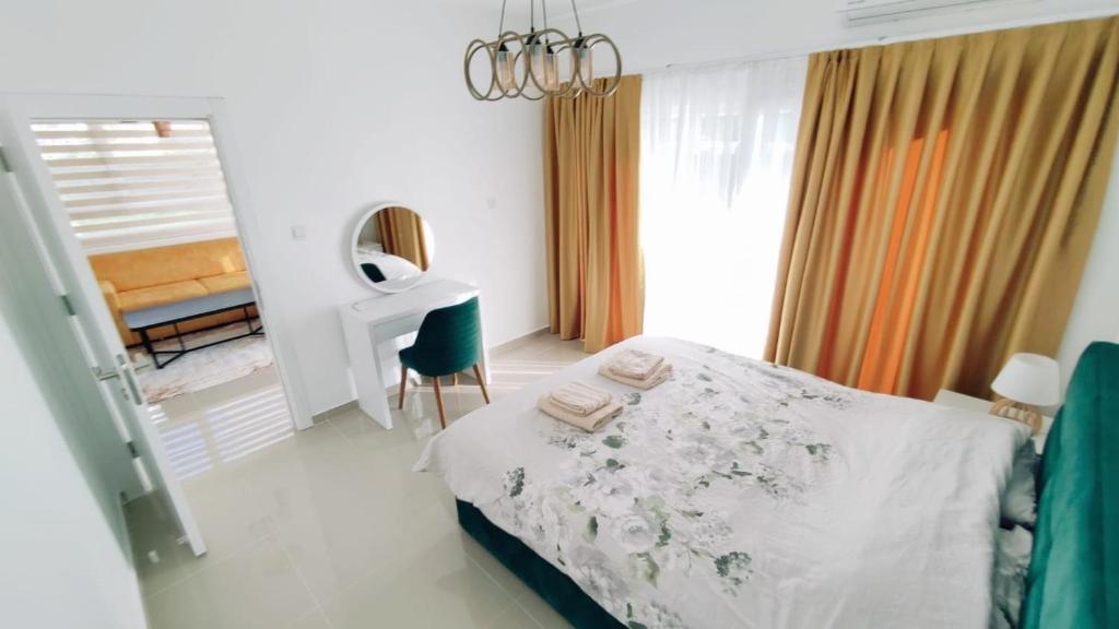 Rufus Brand New Caesar Resort & Spa 1 Bedroom Apartment with big ...