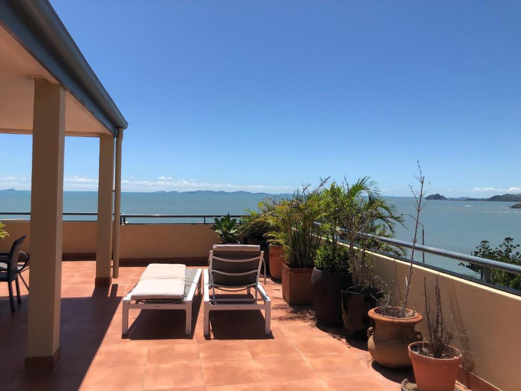 Stunning Villa Views,Pool, Sleeps 8 - Yeppoon