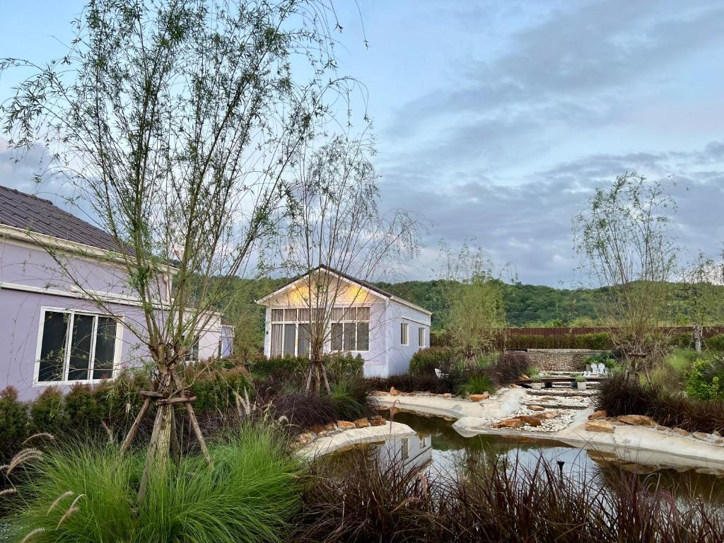 HimeHome at SuanBanPaeng (ฮิเมะโฮมที่สวนบ้านแป้ง), Ban Hua Pang ...