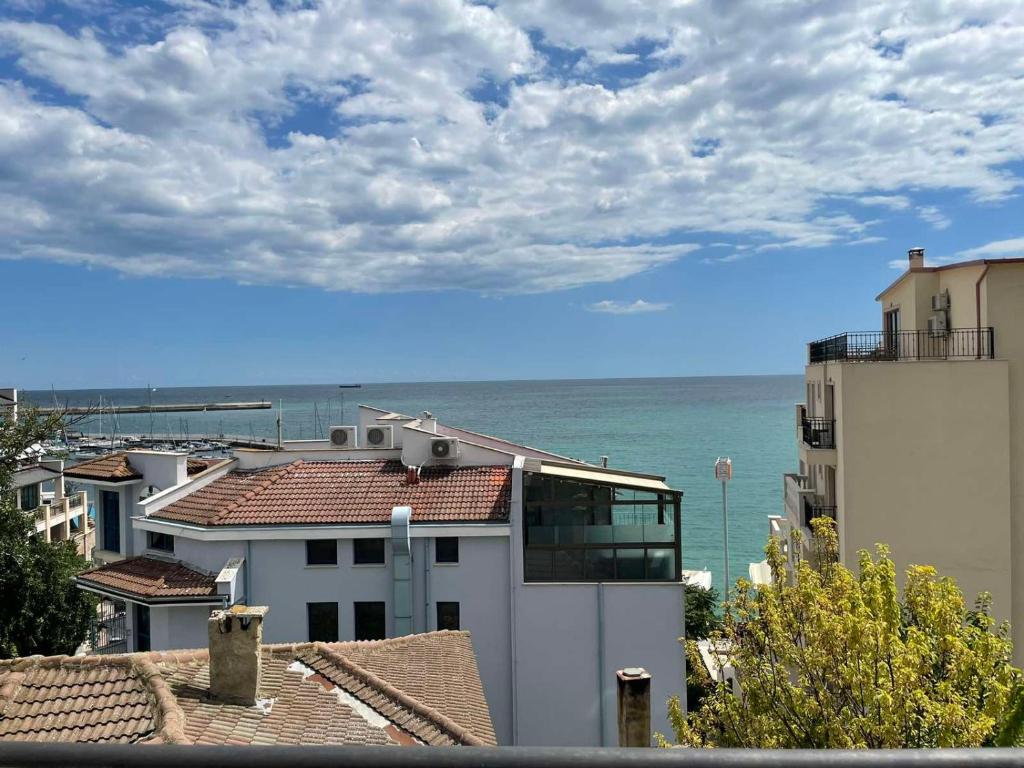 SEA VIEW APARTMENT, Balchik (updated prices 2025)