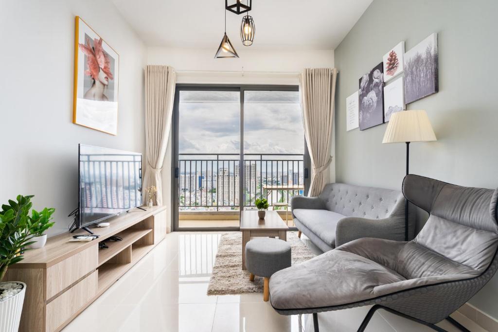 Infinity Pool Signature - Saigon Rivergate, Ho Chi Minh City (updated ...