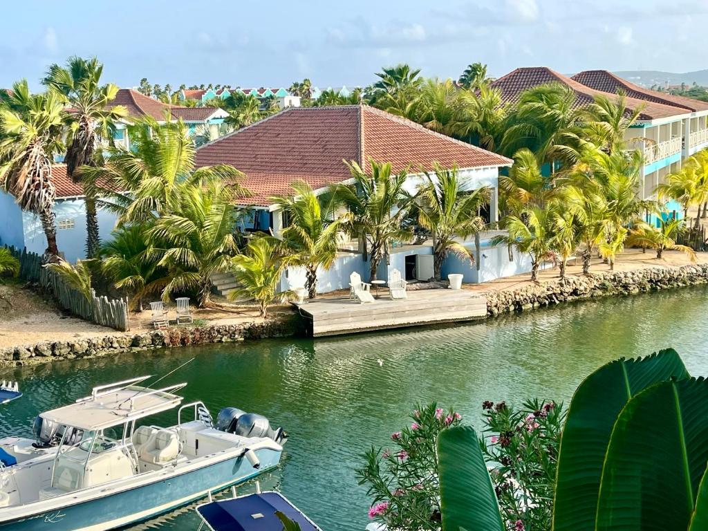 Caribbean Lofts Villa, Kralendijk – Updated 2022 Prices