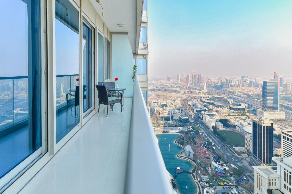 Scenic High Floor 1BR at Ocean Heights, Dubai Marina by Maxx Value ...