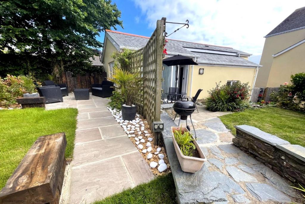 CROYDE WONKY COTTAGE 1 Bedroom, Croyde – Updated 2024 Prices