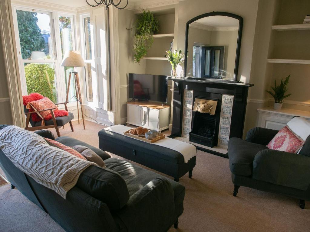 The Beeches - Chatsworth Apartment 1 - Sleeps 4, Baslow – Updated 2023 ...