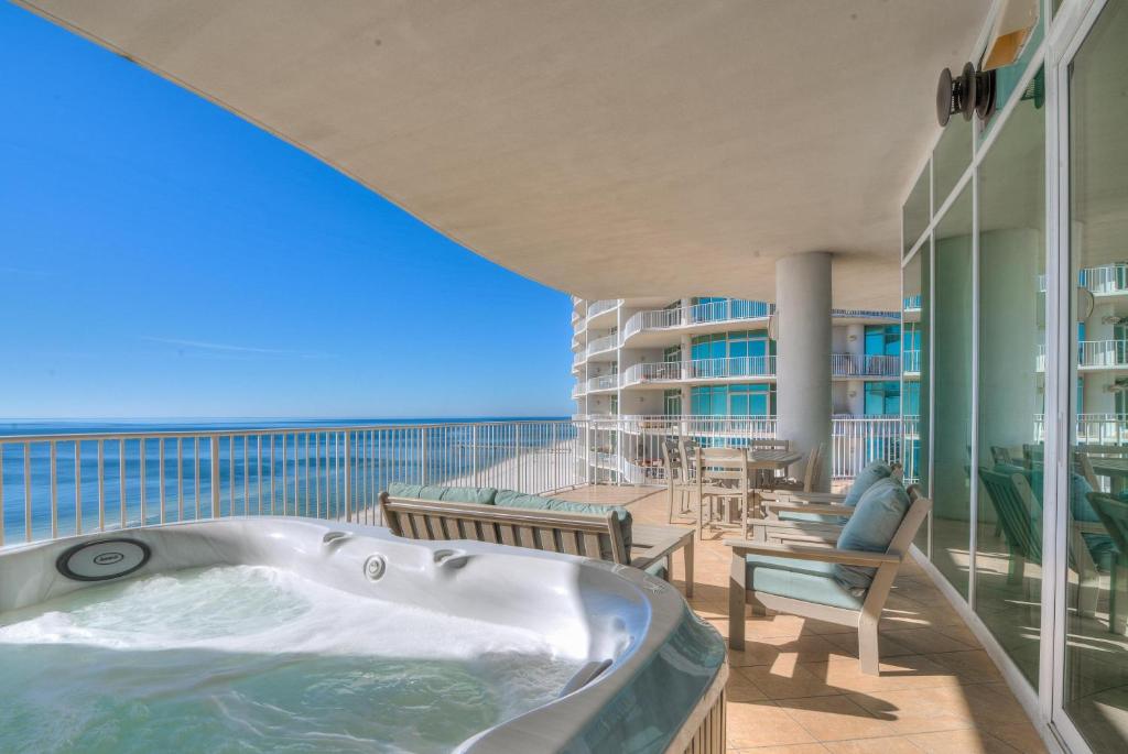 Turquoise C1009, Orange Beach (updated prices 2024)