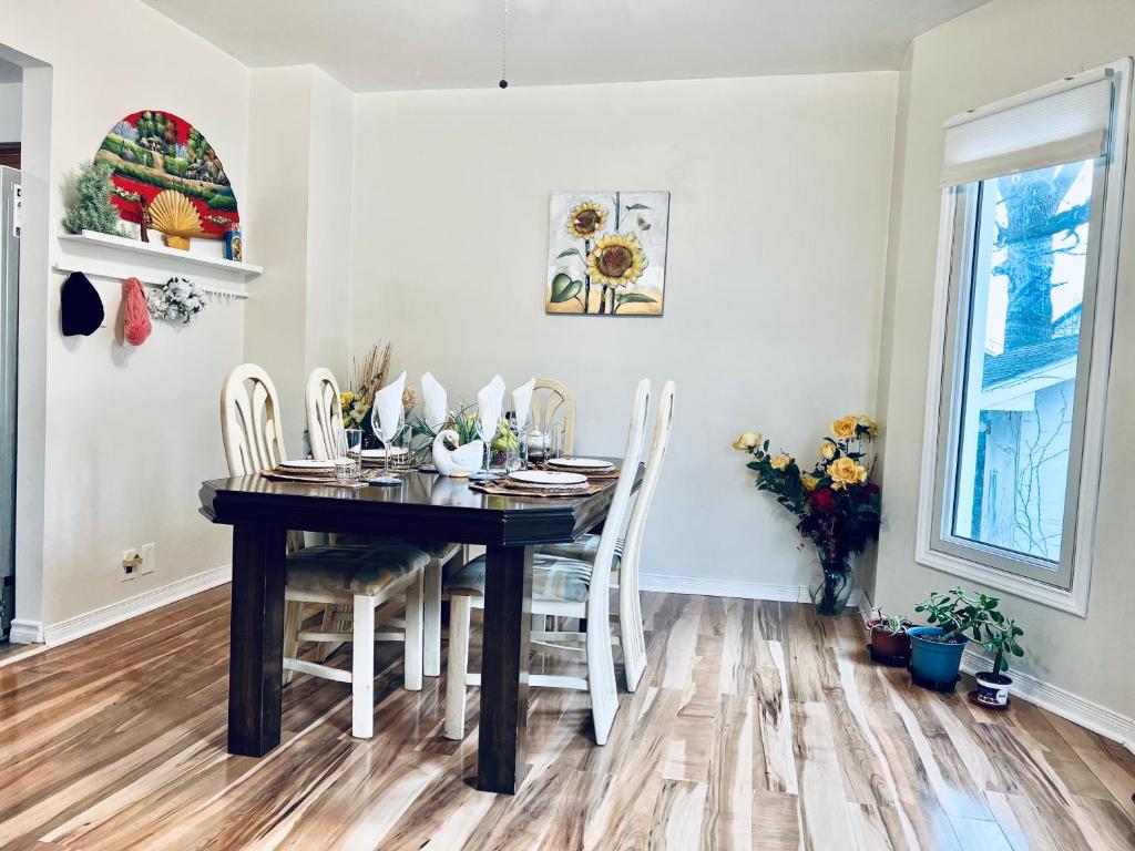 Cheerful residence, Niagara Falls – Updated 2024 Prices