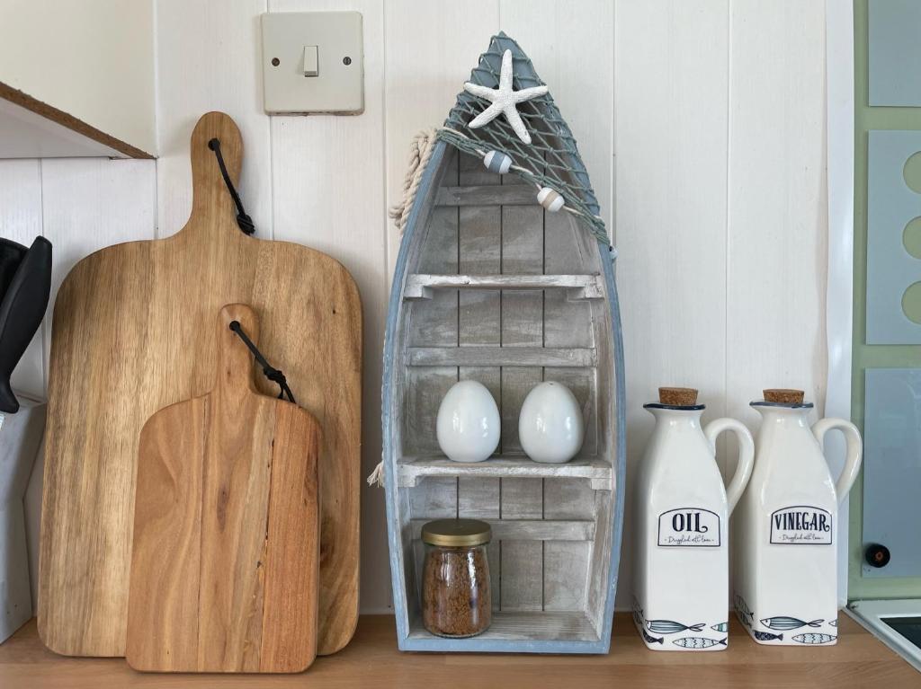 Entire Cozy Chalet in Bideford Bay Holiday Park, Bideford (precios ...