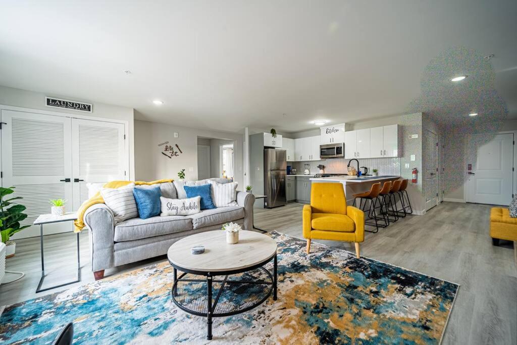 2 King Size BDR 2 Bath w/Yoga Room, Roselle Park (tarifs actualisés 2024)