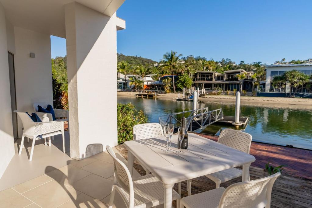 Apartment 1 Noosa Parade, Noosa Heads, Australia - Booking.com