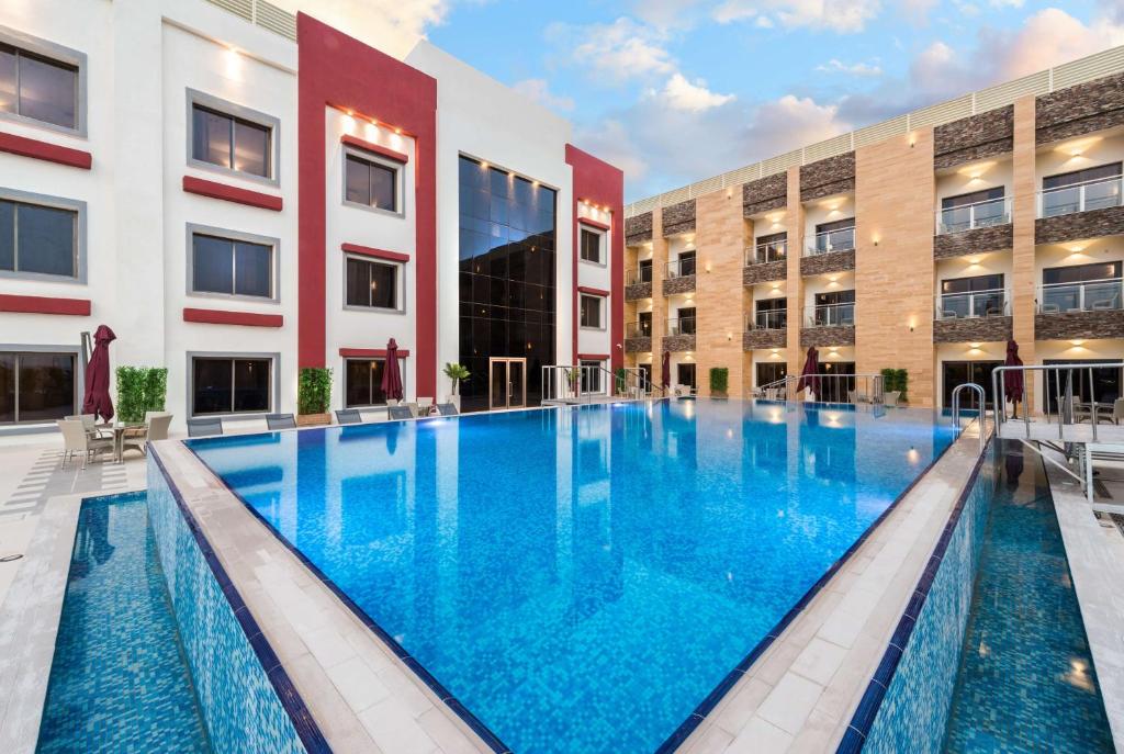 Best Western Plus Al Qurayyat City Center, Al Qurayyat (updated prices ...