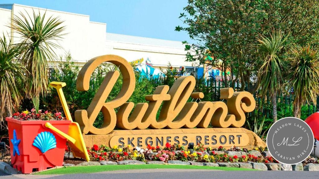 Butlins Skegness Logo Top Seashore Holiday Parks For Family Fun