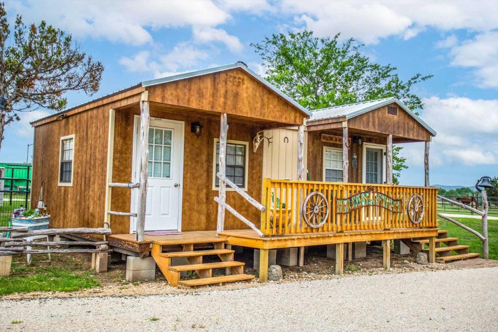 RRR Cabin on the Medina, Medina (updated prices 2025)
