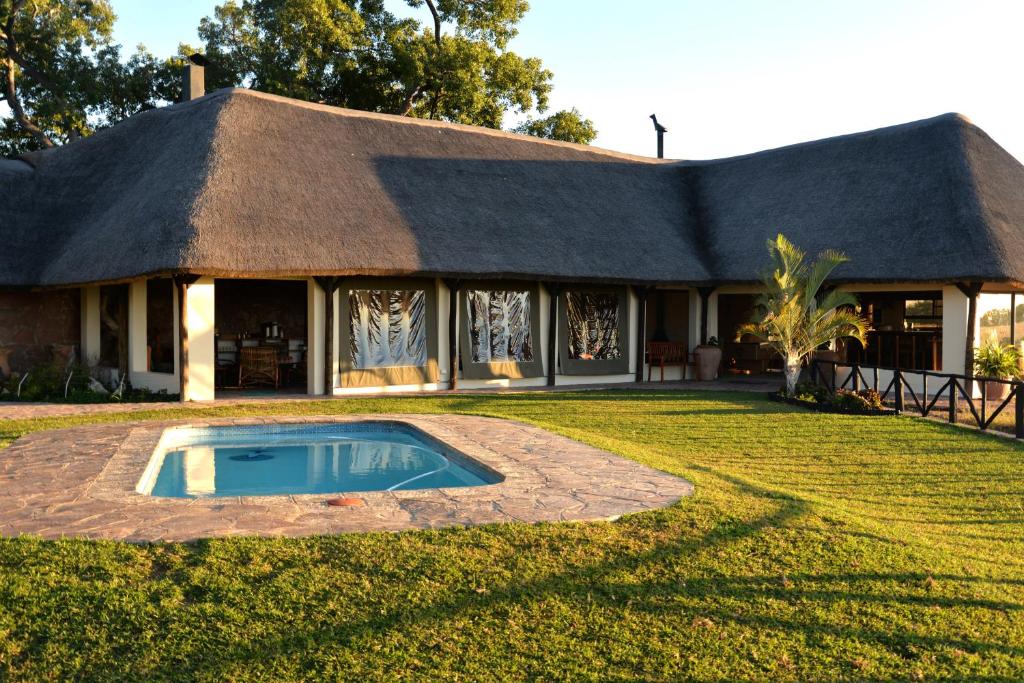 Etosha Mopane Safari Lodge, Otavi (updated prices 2025)
