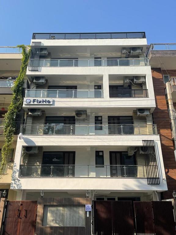 FlxHo Uno - Golf Course Road, Gurgaon – Updated 2023 Prices