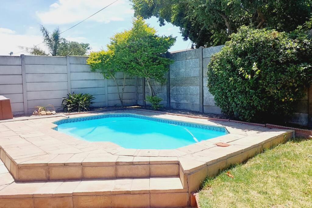 Cosy Nest - Uncapped Wi-fi & Self Check-in, Cape Town (updated prices 2025)