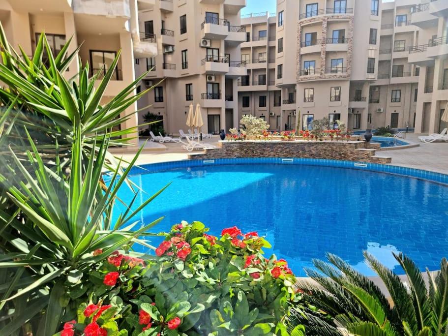 Aqua Tropical Resort Large Studio With Swimming Pools Hurghada ...