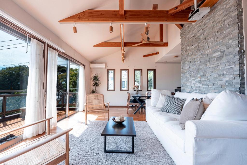 Villa Sunshine, Ito की (2026 के लिए अपडेट हुई कीमत)