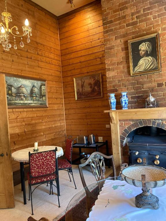 Winterbrook House, Ulverstone (updated prices 2025)