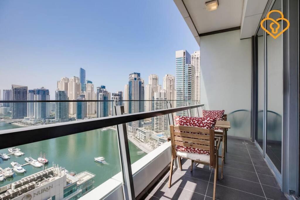 Keysplease High-rise 1 B/R W/Fascinating Marina Views, Silverene Tower ...