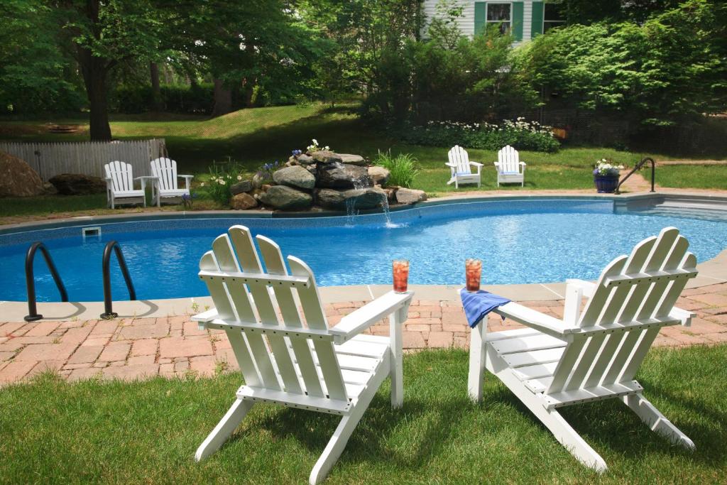 Hampton Terrace Inn, Lenox (updated prices 2024)