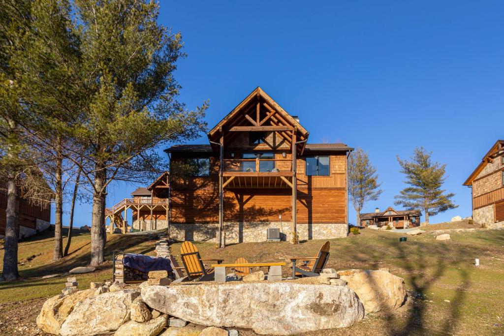 Little Big Bear at Eagles Nest, Banner Elk (updated prices 2026)