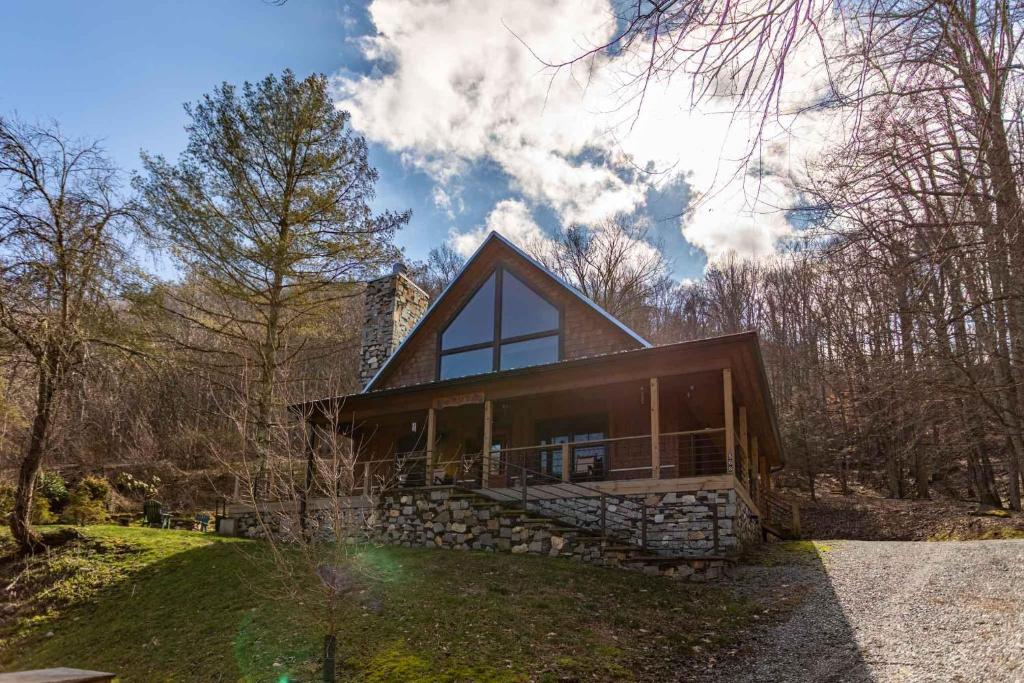 A River Mist Walk, Sugar Grove – Precios actualizados 2024