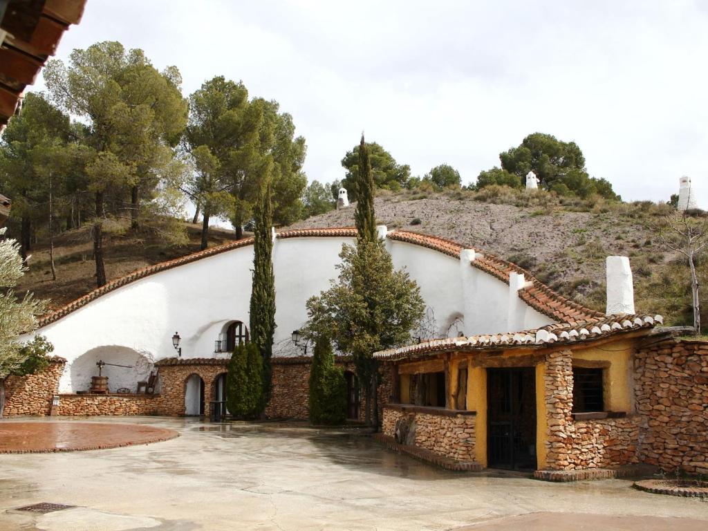 Rustic Cave House in Alcudia de Guadix with Pool, Alcudia de Guadix ...