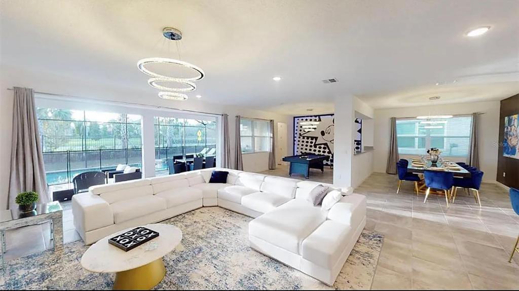 Mickey's Mansion, Kissimmee (updated prices 2026)
