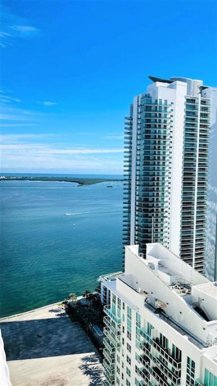 Airbnb-friendly Balcony Brickell Condo with parking, Miami (precios ...