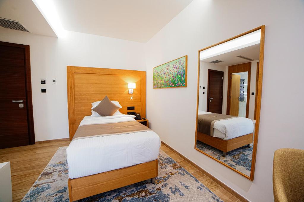 Royal Sahel, Birmandreis (updated prices 2025)