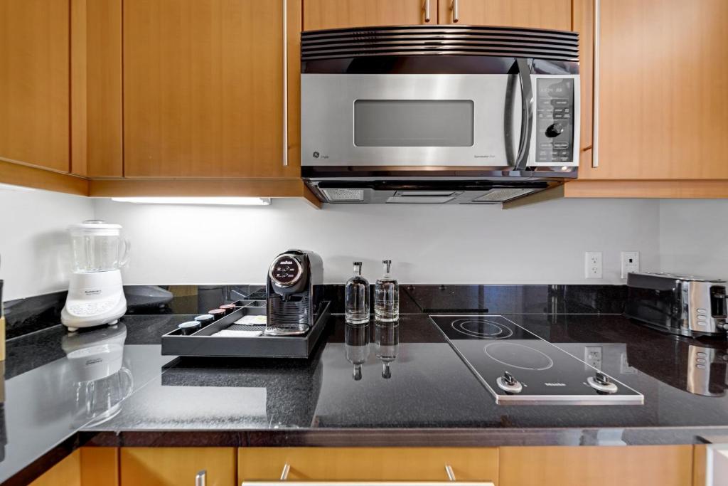 U Shaped Hotel Kitchens