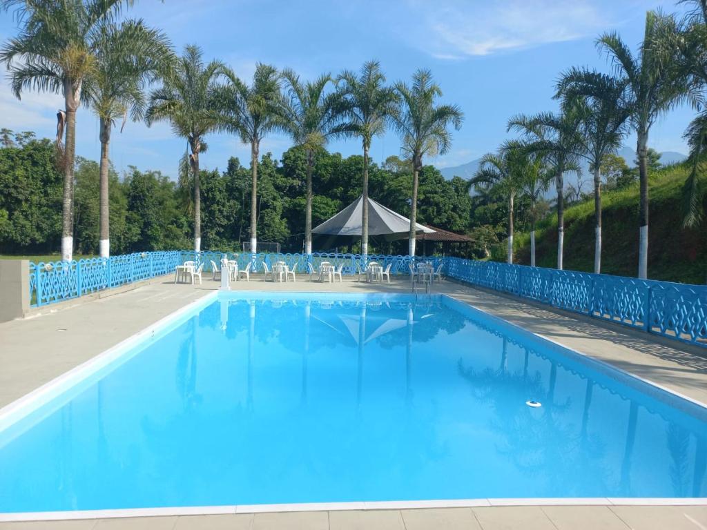 Casa o chalet Sítio Vitória (Antigo Sítio do Vovô) (Brasil Piabetá ...