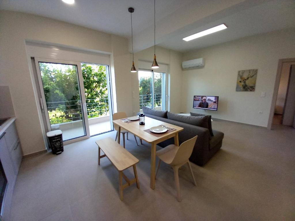 King AGIS 2, Sparti – Updated 2023 Prices