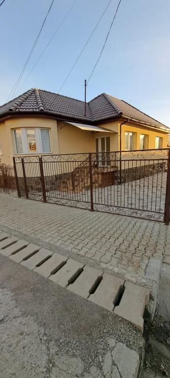 Todea House, Reghin – Updated 2023 Prices