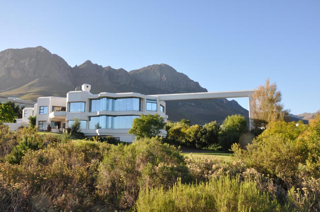 Erinvale Luxury Villa, Cape Town (updated prices 2026)